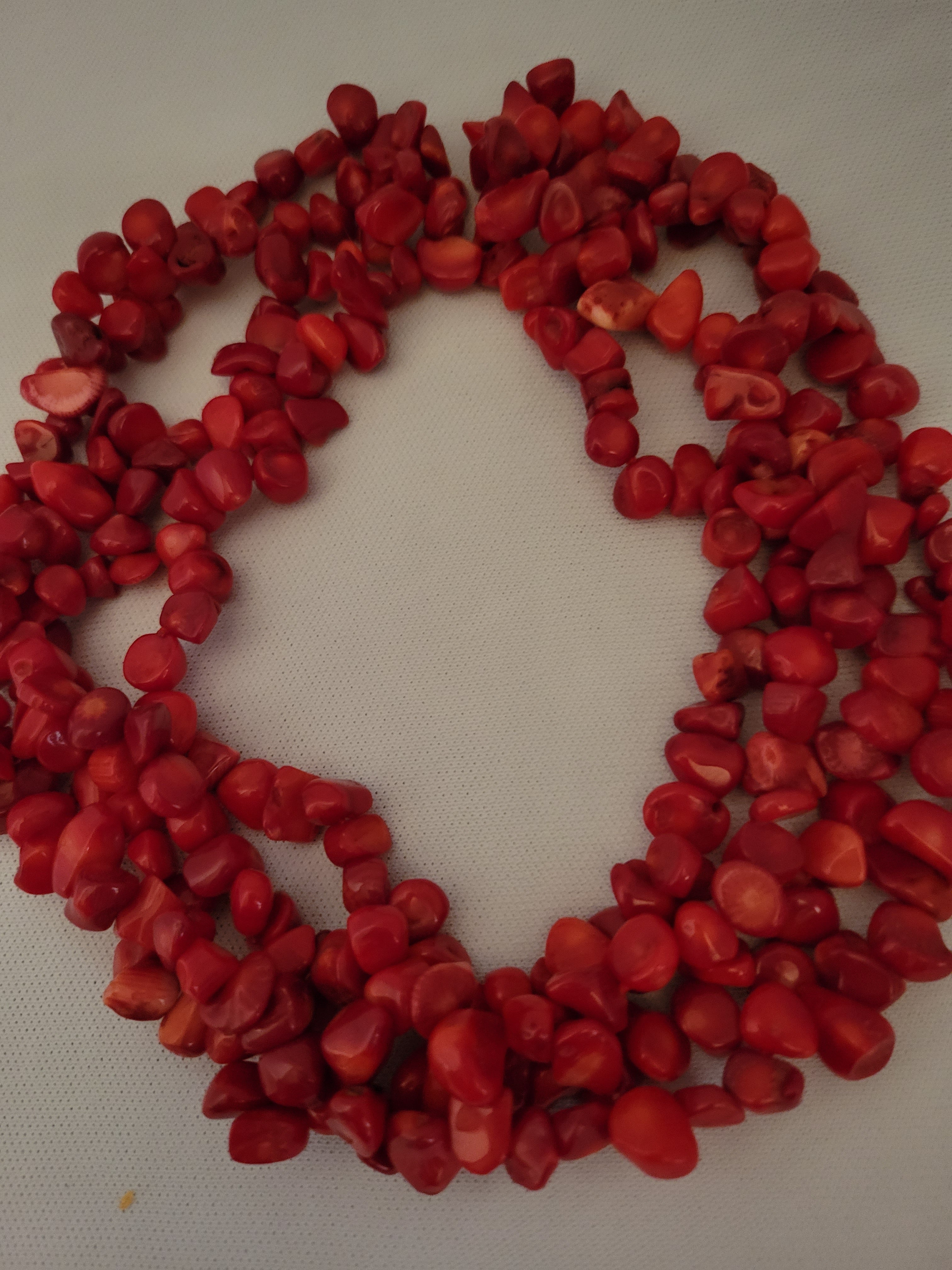 Red-Chip Beaded Necklace – Jewelz Jemz